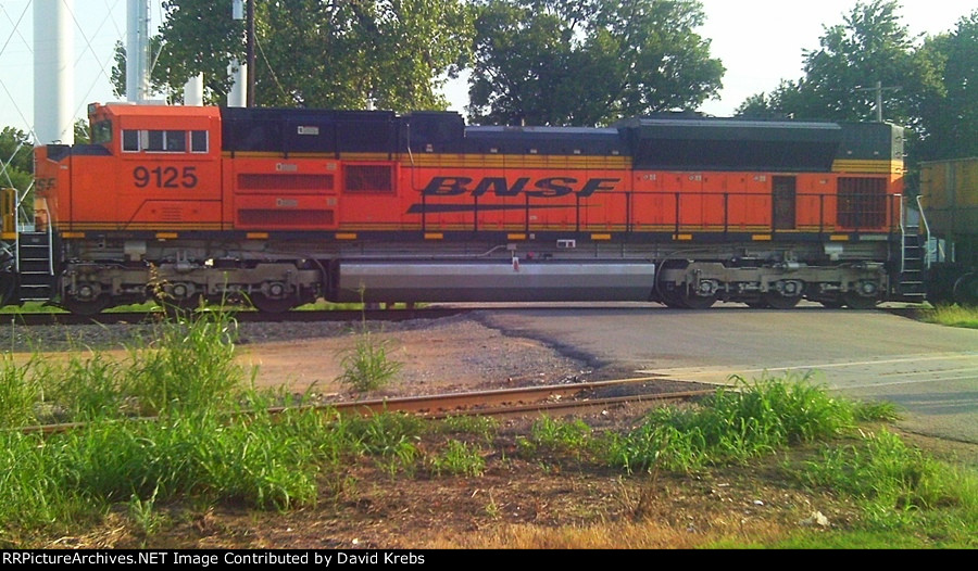 BNSF 9125